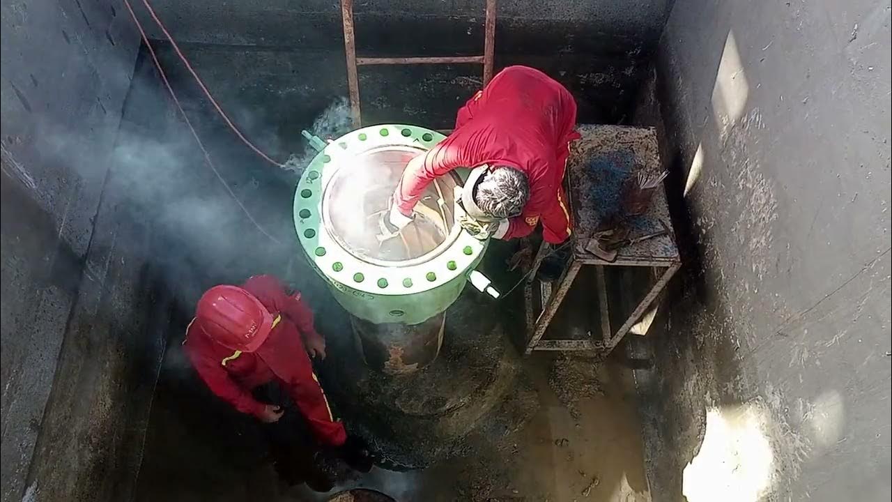 well head housing welding at conductor pipe drilling rig connection well control blowout ...