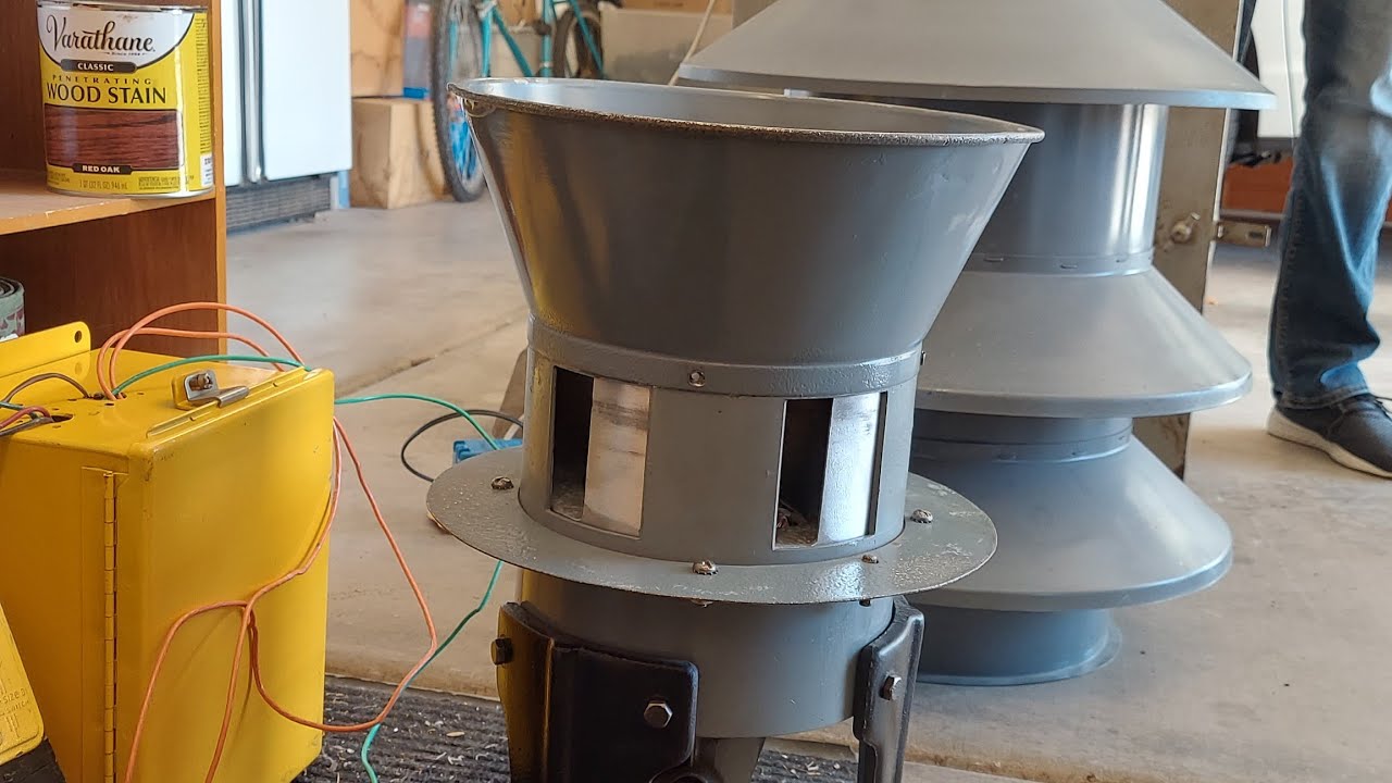 Federal Signal Model 2 Growl and Alert - YouTube