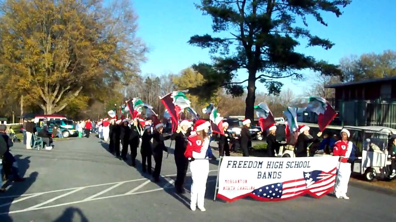 Freedom Marching Patriots Band parade - YouTube