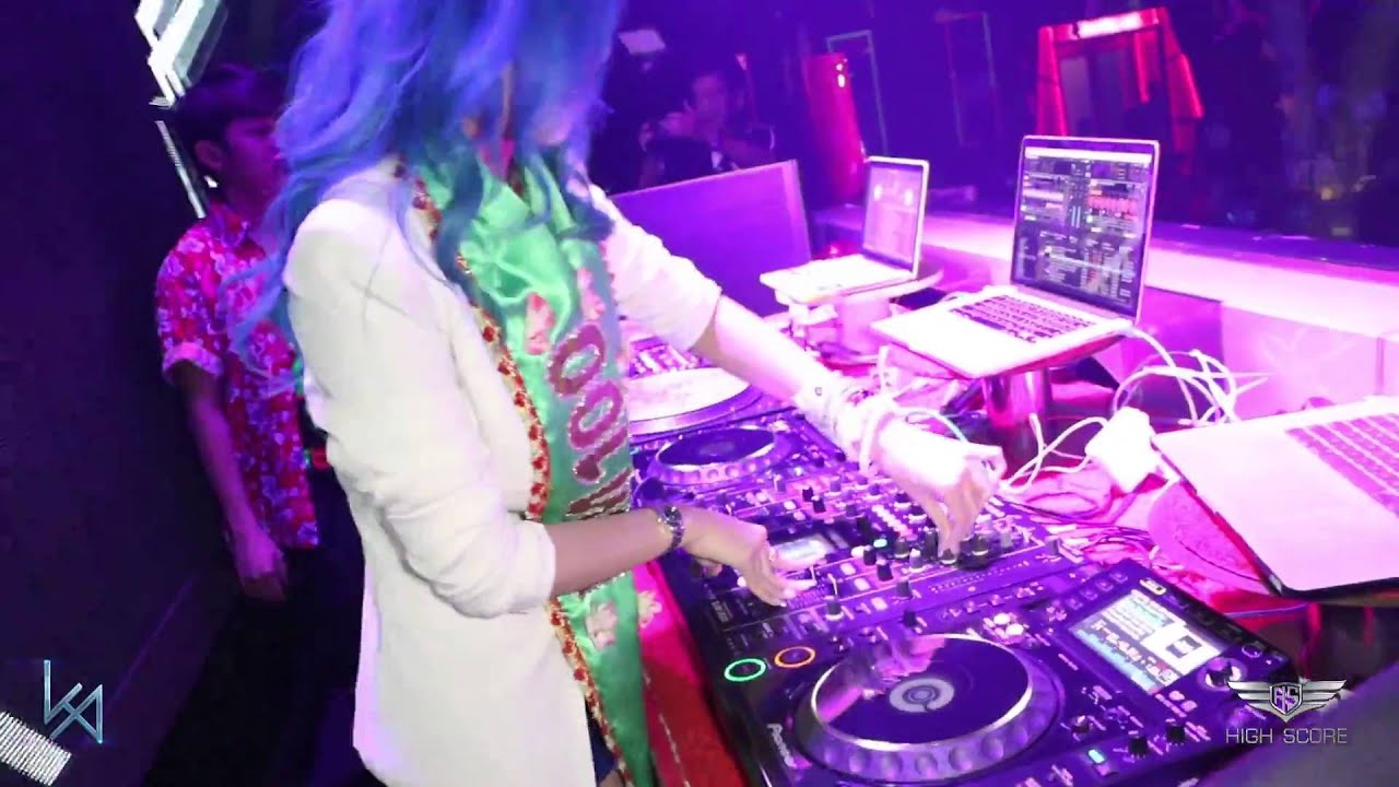 DJ LP from Bangkok live @ I Beam Bar Malaysia - YouTube