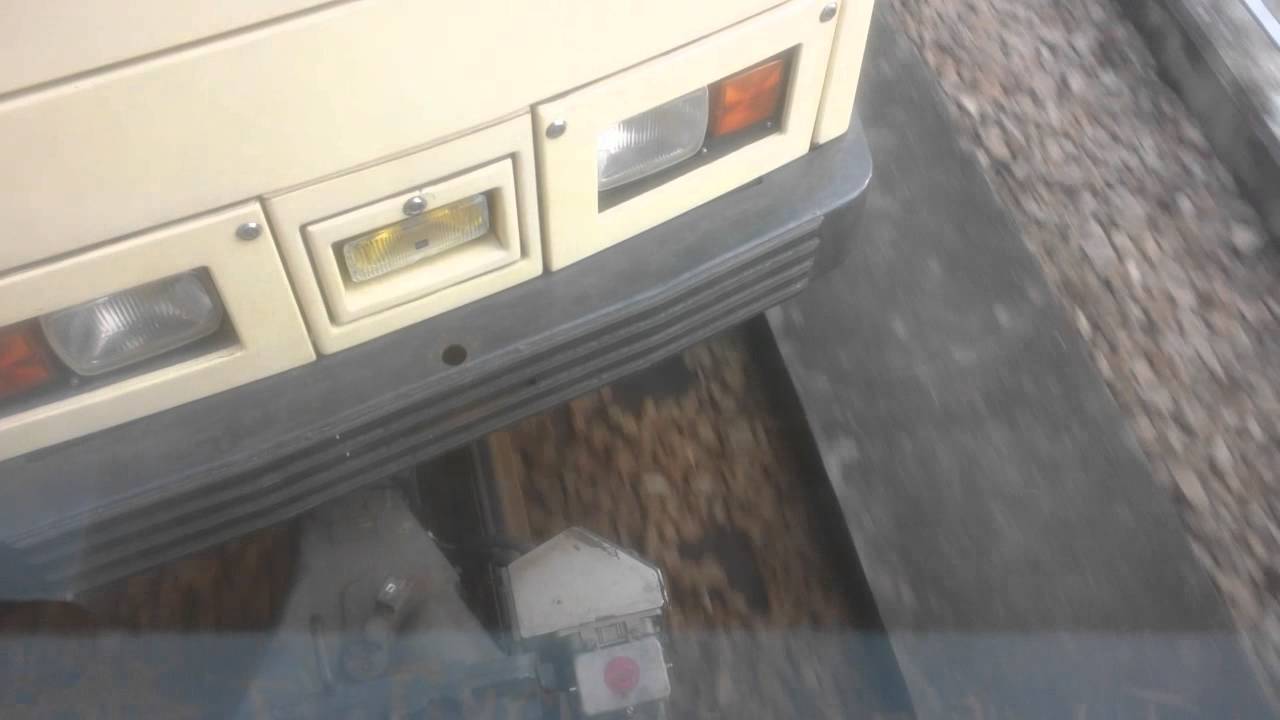 {LRV} The Coupler of the operating LRV Phase III train - YouTube