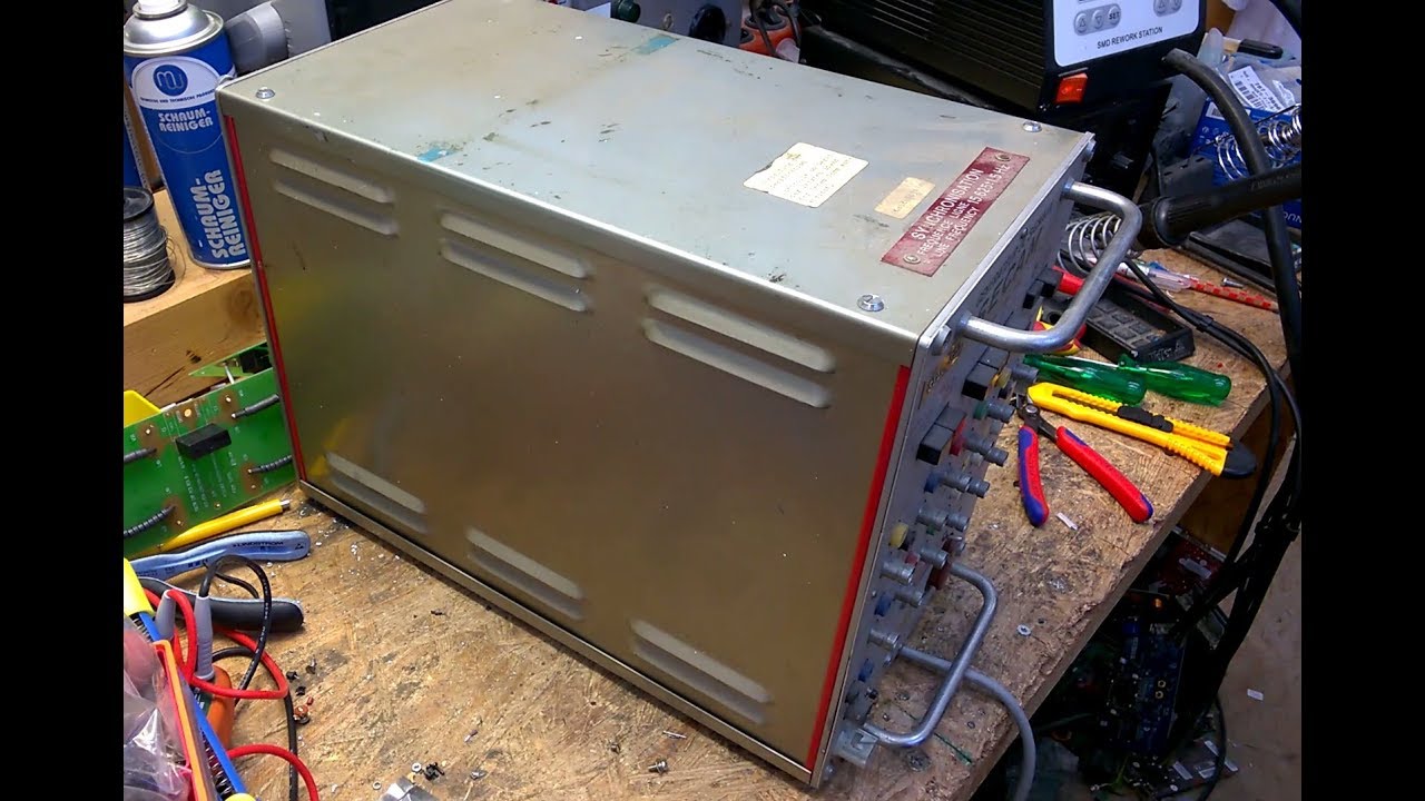 #dailybeb Ep.8: CFD Secam Signal Generator: What's inside? - YouTube