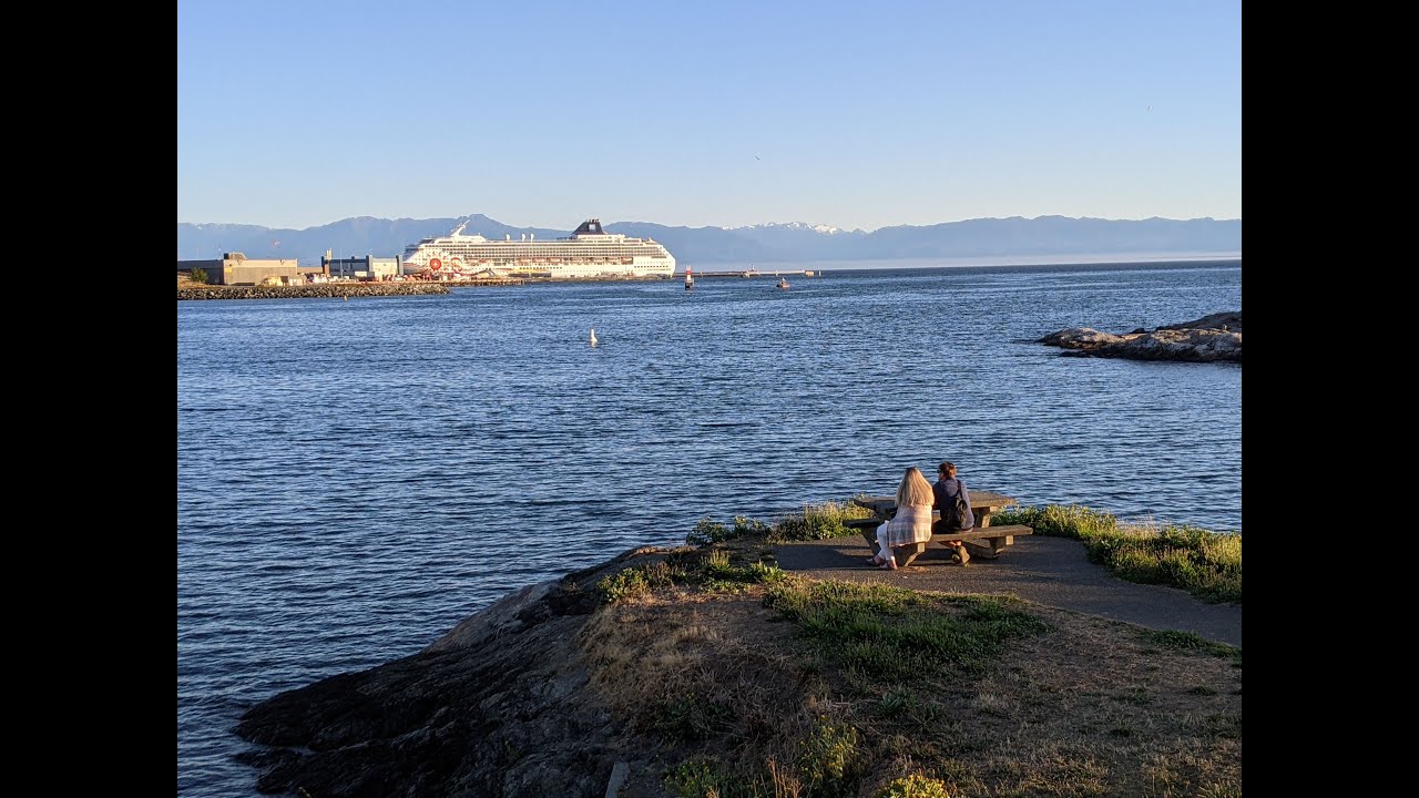 Songhees Walkway, Victoria, British Columbia, Canada - YouTube