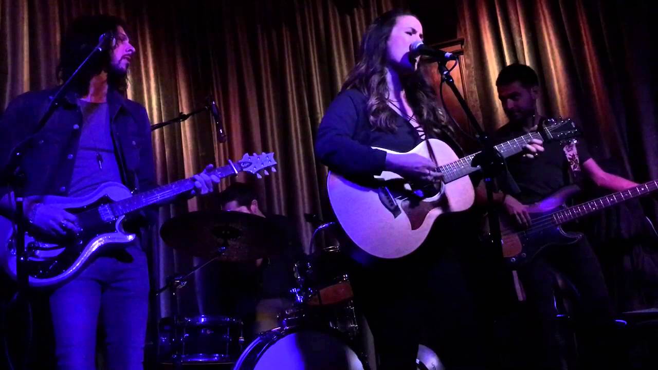 Sarah Petrella singing "What Am I Waiting For" - YouTube