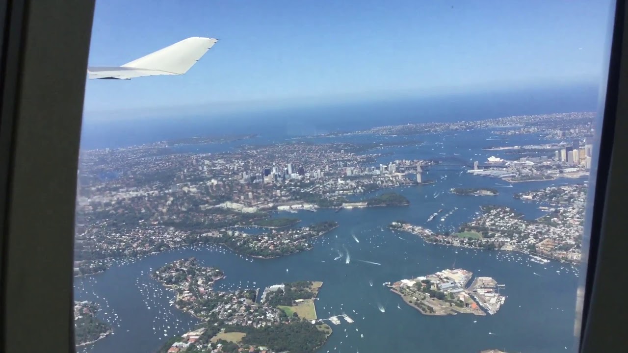 Qantas Flight QF27 Departing From Sydney (Kingsford Smith) Airport, NSW ...