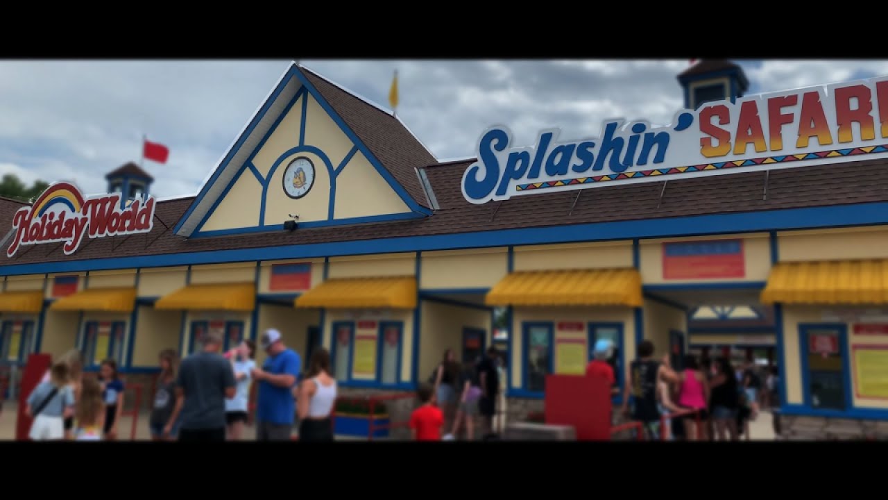 We Went To Holiday World & Splashin' Safari - YouTube