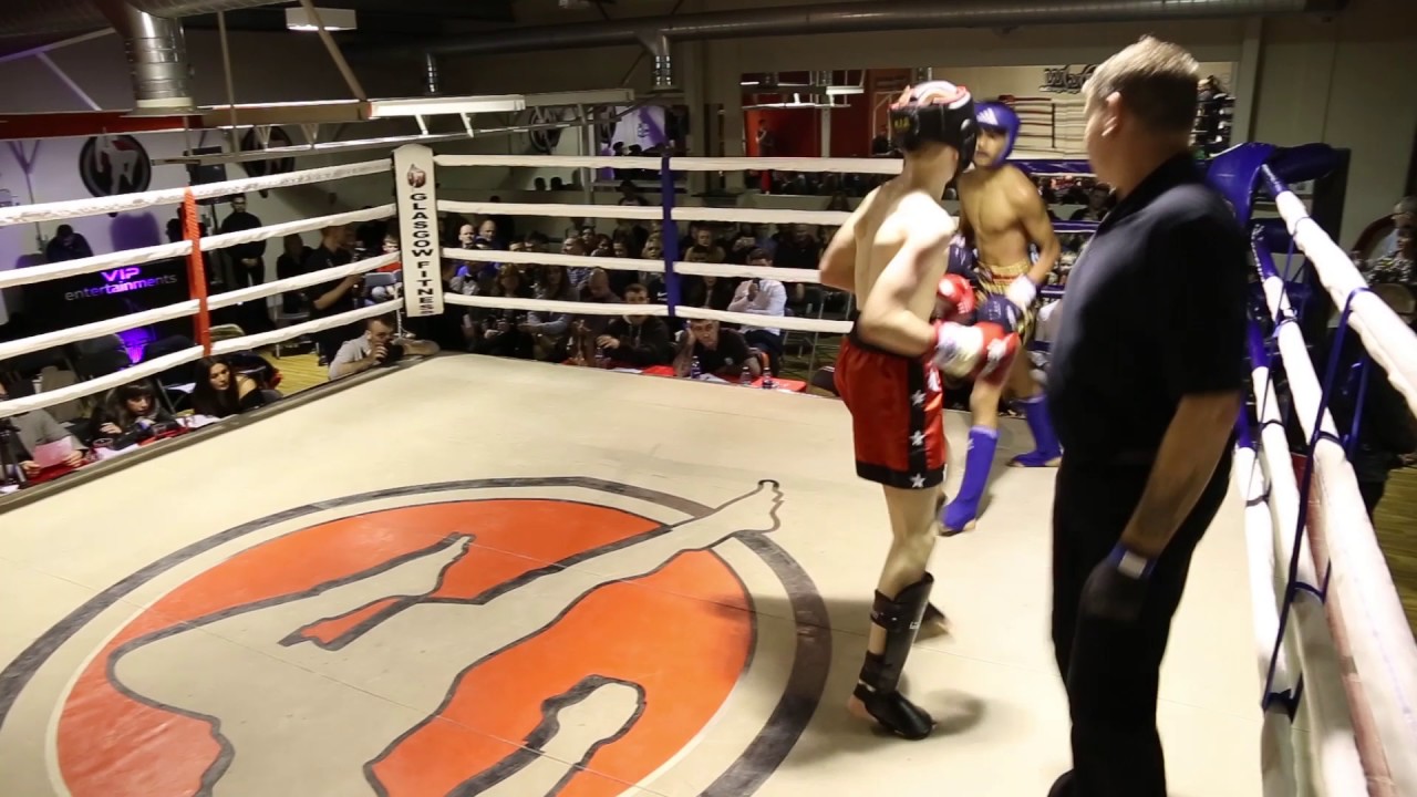Gym Wars 2 - Shoaib Mahmood VS Stuart McFadden - YouTube