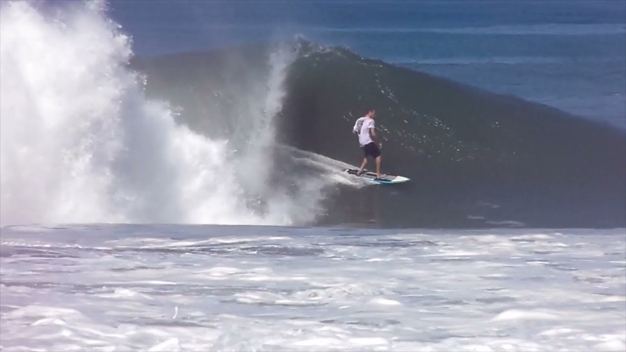 Boca de Pascuales Surfing - YouTube