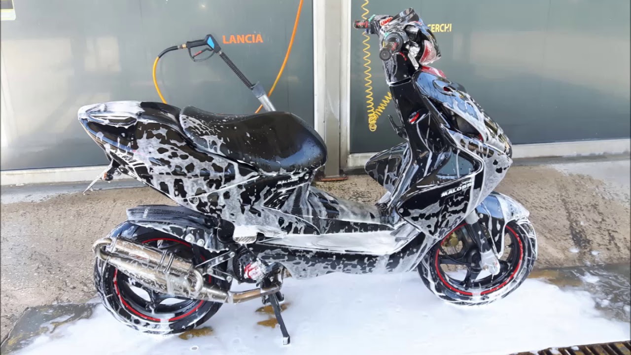 La storia del mio Aerox (parte prima) - YouTube