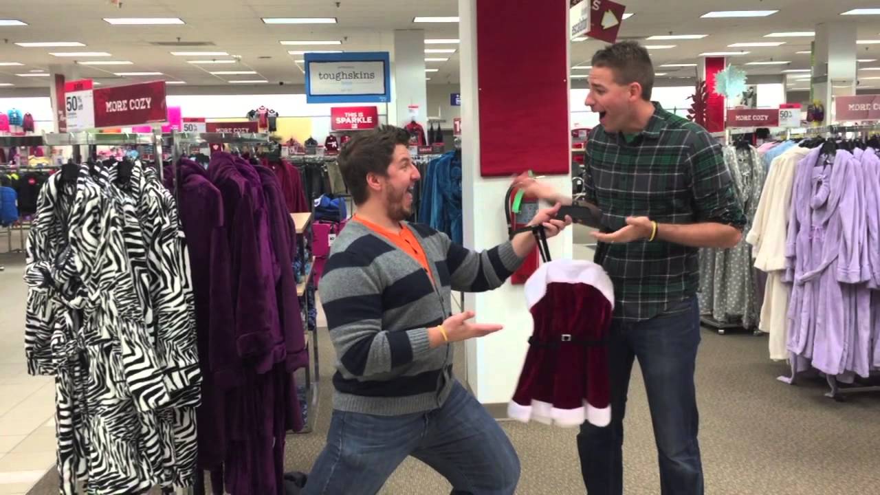 Singing In A Store (Elf Parody) #ElfSingingInAStore - YouTube