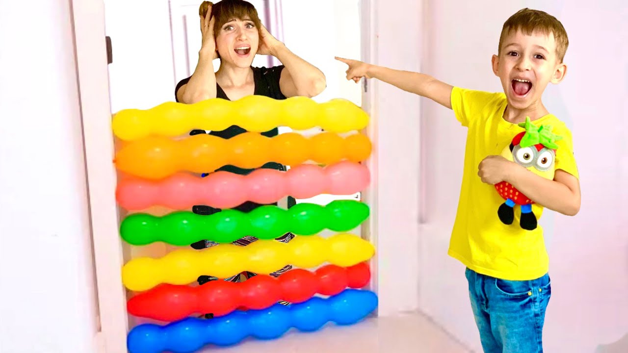 Ruslan and Mom kids play with Balloons - YouTube