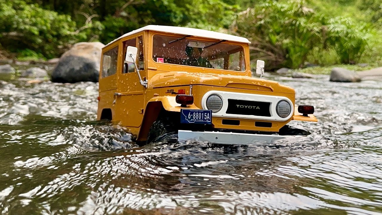 Toyota Land Cruiser FJ40 Scale Rc Crawler FMS 1/10 - YouTube