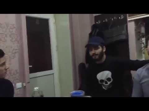 Gülürəm ki unudum dərdi qəmi