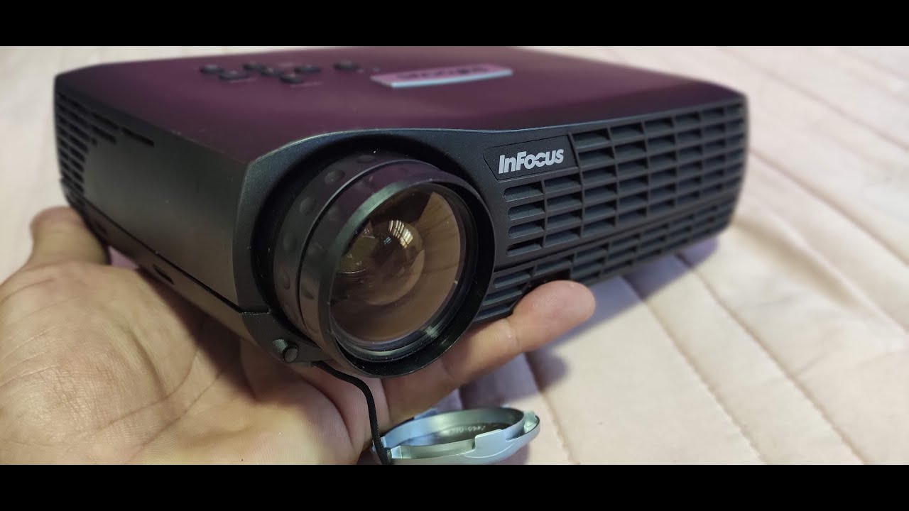 Mini Proyector Infocus IN10 - YouTube
