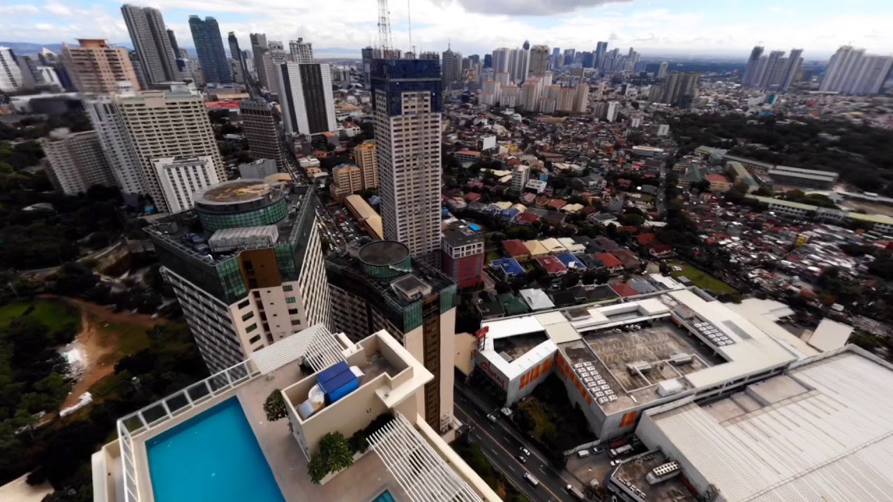Metro Manila, Philippines in 360 Mavic Air - YouTube