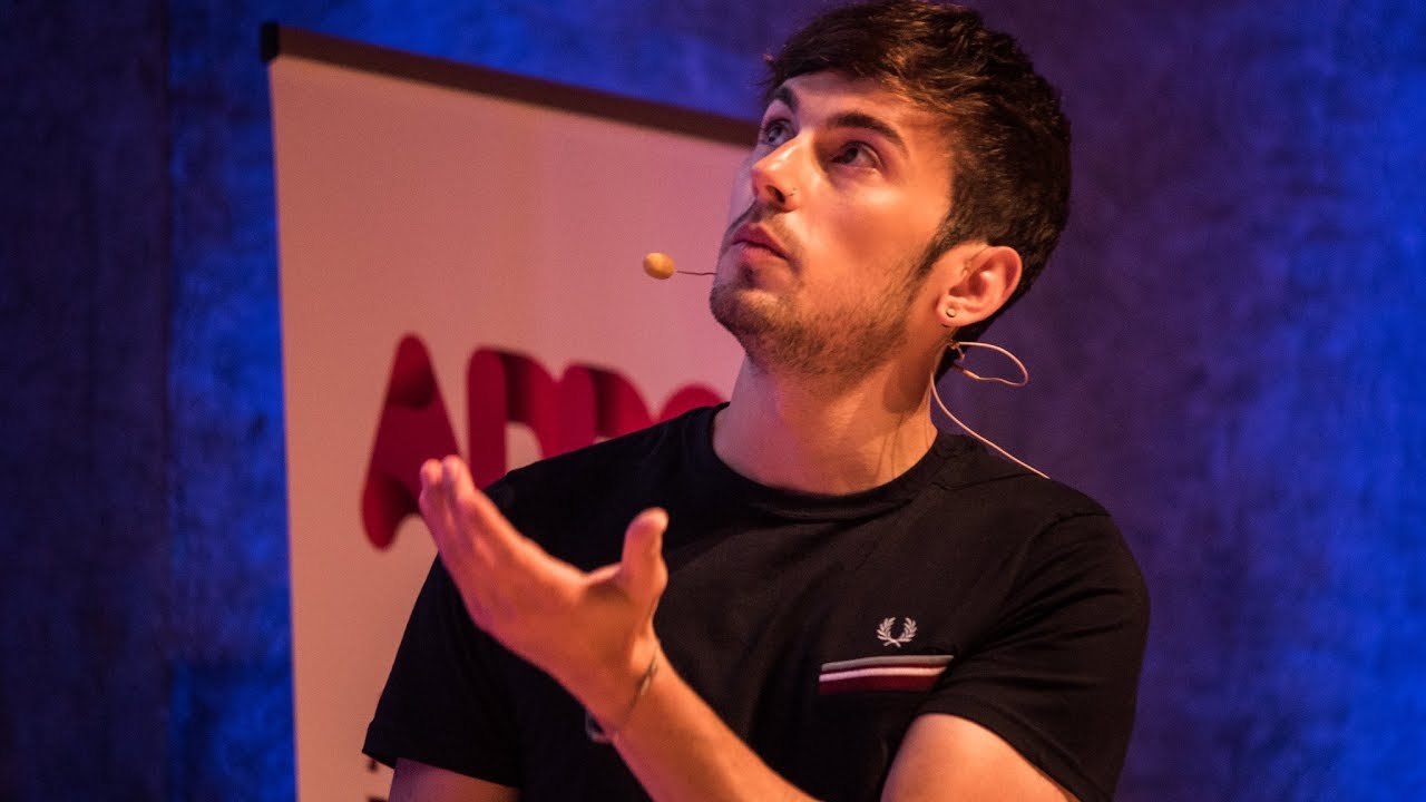 ADDC 2017 - Joe Birch: Android Things: Building for the IoT - YouTube