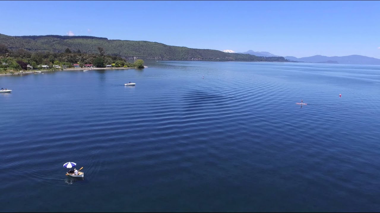 [NZ from above] Lake Taupo - Largest lake in New Zealand - YouTube