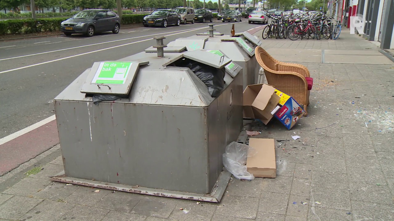Afvalcontainers vergeten te melden dat ze vol zitten - YouTube