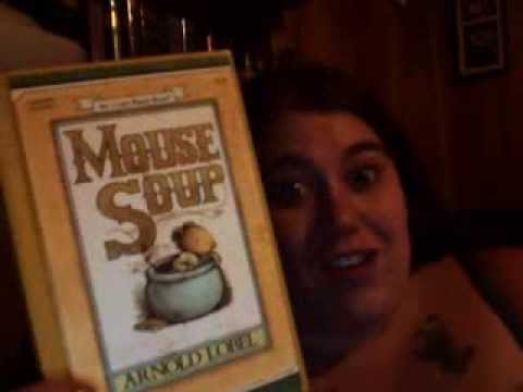 A review on the old children's book Mouse Soup - YouTube