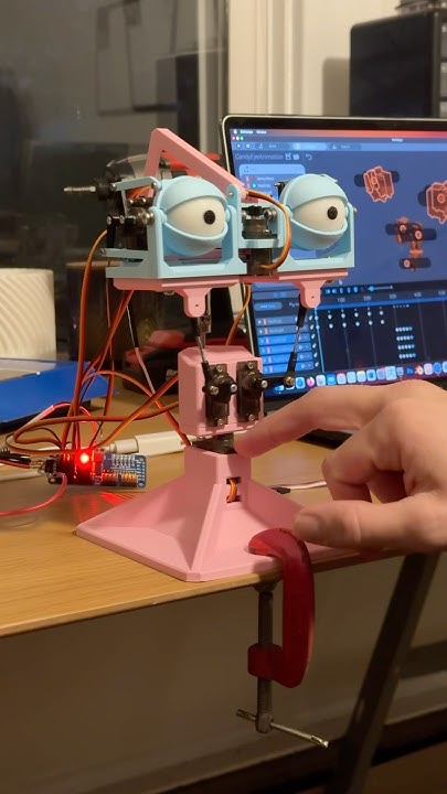 Some test animations for the new eyes #arduino #animatronics ...