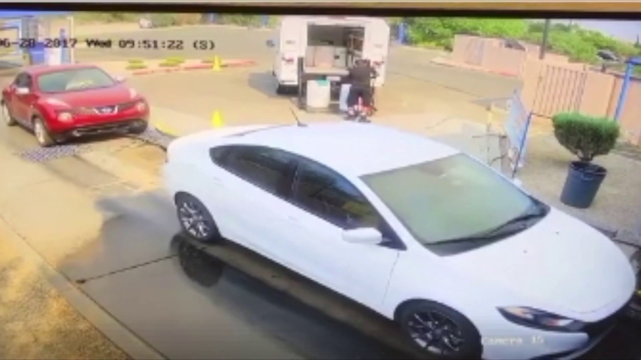 Driver fails at car washes - YouTube