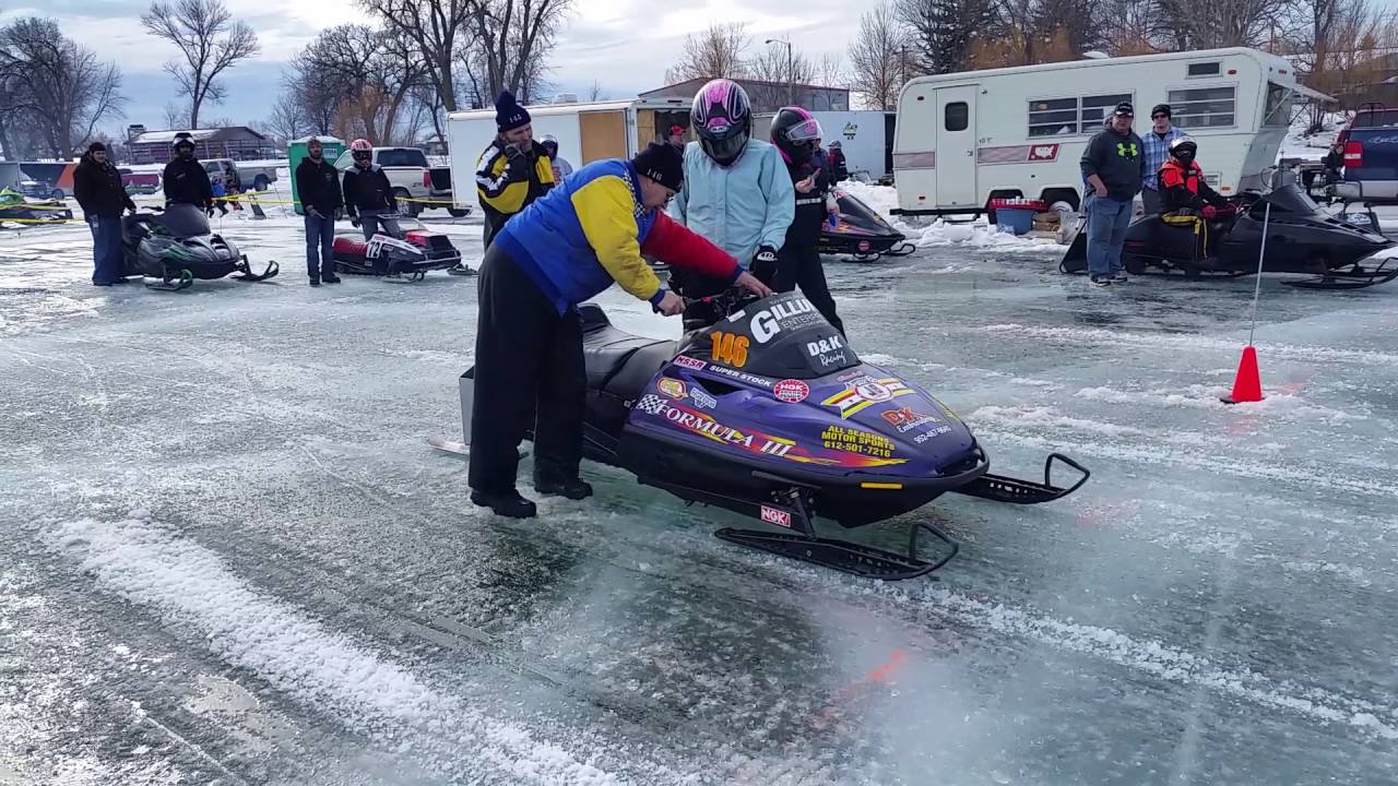 Mach Z 800 Super Stock 800 132mph - YouTube