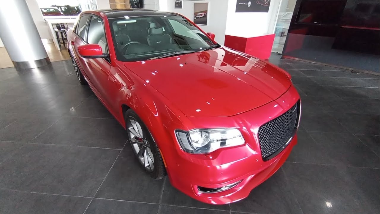 Chrysler 300 SRT red facelift 6.4 V8 8AT walkaround exterior and ...