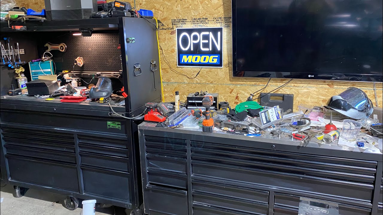 New Tool Box Tour!! More Tools Than A Professional Mechanic… - YouTube