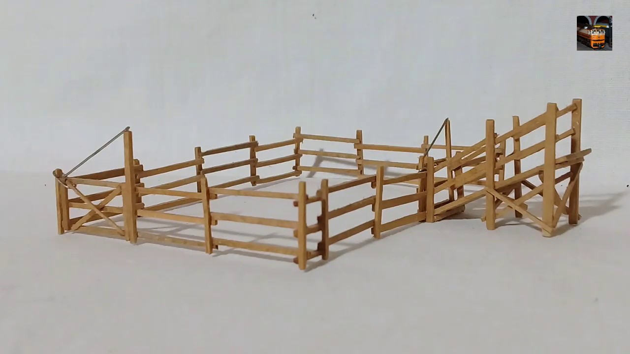 Corral de madera para ganado de construcción artesanal - YouTube