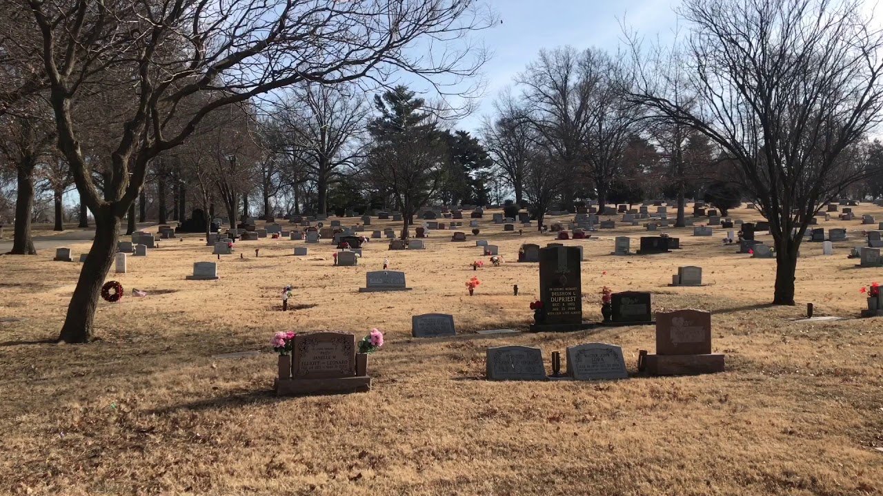 The Grave of Rufus R. Jones - YouTube