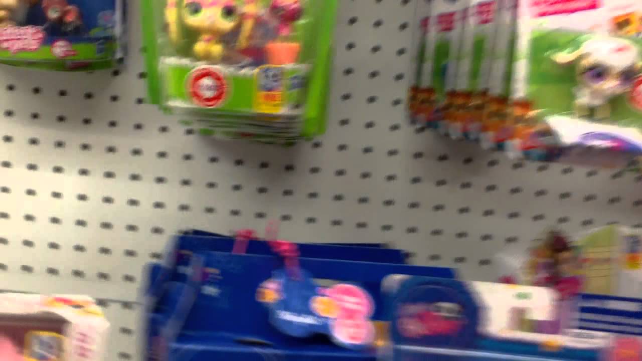 Lps Shopping For LPS in Toys R Us! - YouTube