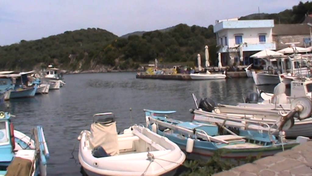 Το Λιμανάκι της Σκάλα Συκαμιάς νήσου Λέσβου - YouTube