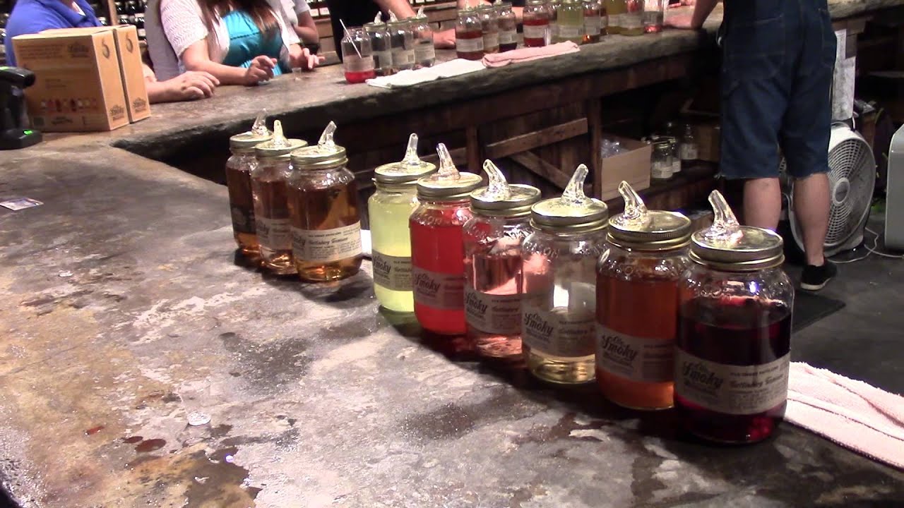 Free Moonshine Taste Testing may get you drunk at Ole Whisky Tennesse ...