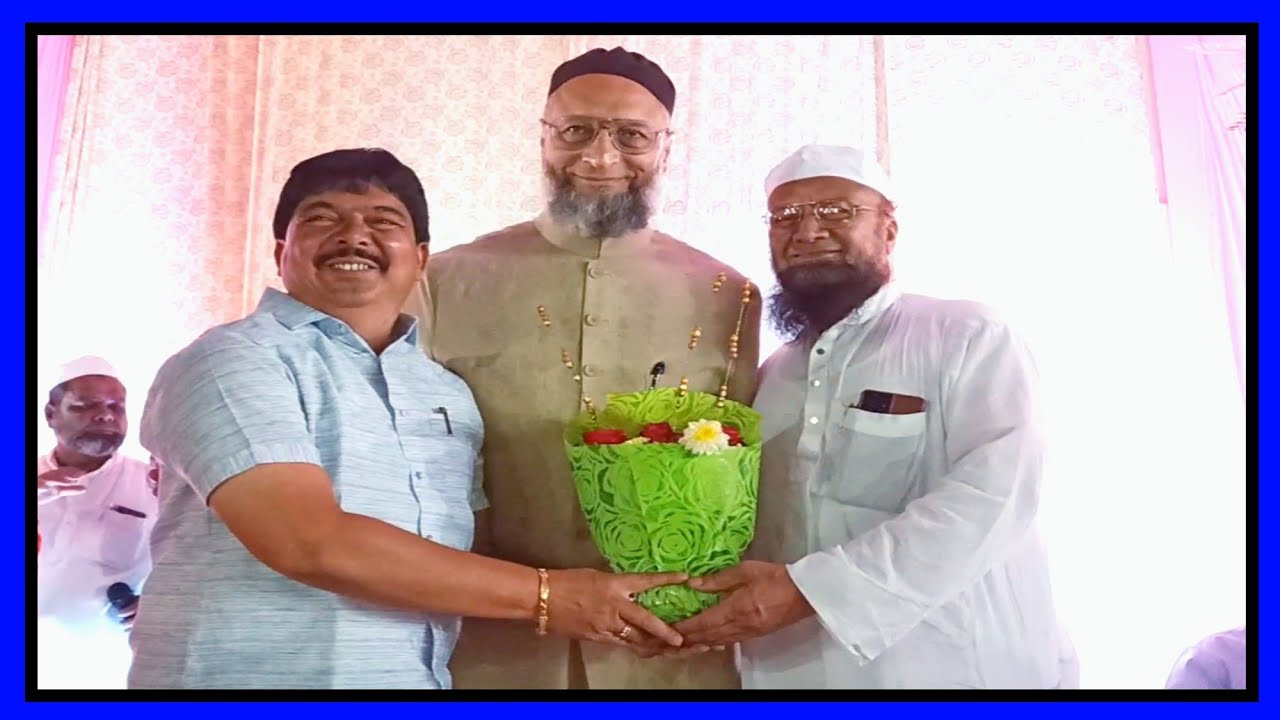 Mufti Ismail with Asaduddin Owaisi | Dhule MLA Farooque Shah | - YouTube