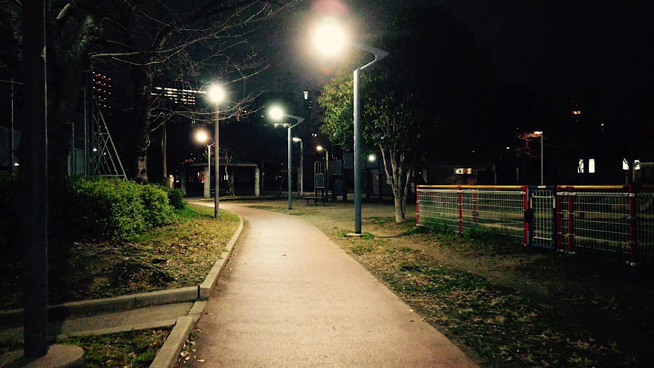 夜の浪速公園を散歩するだけの動画 大阪市浪速区 4K ASMR Osaka Night Walk - Naniwa Park - YouTube