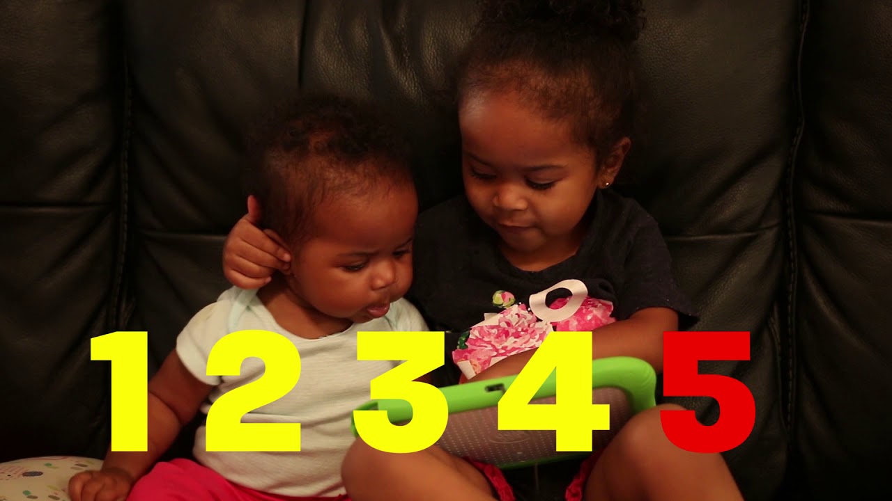 Toddler Teaches Baby Sister to Count - YouTube