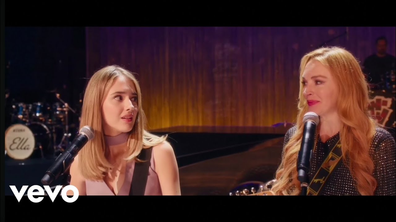 Lindsay Lohan, Julia Butters - Baby (De Disney's: “Otro Viernes De ...