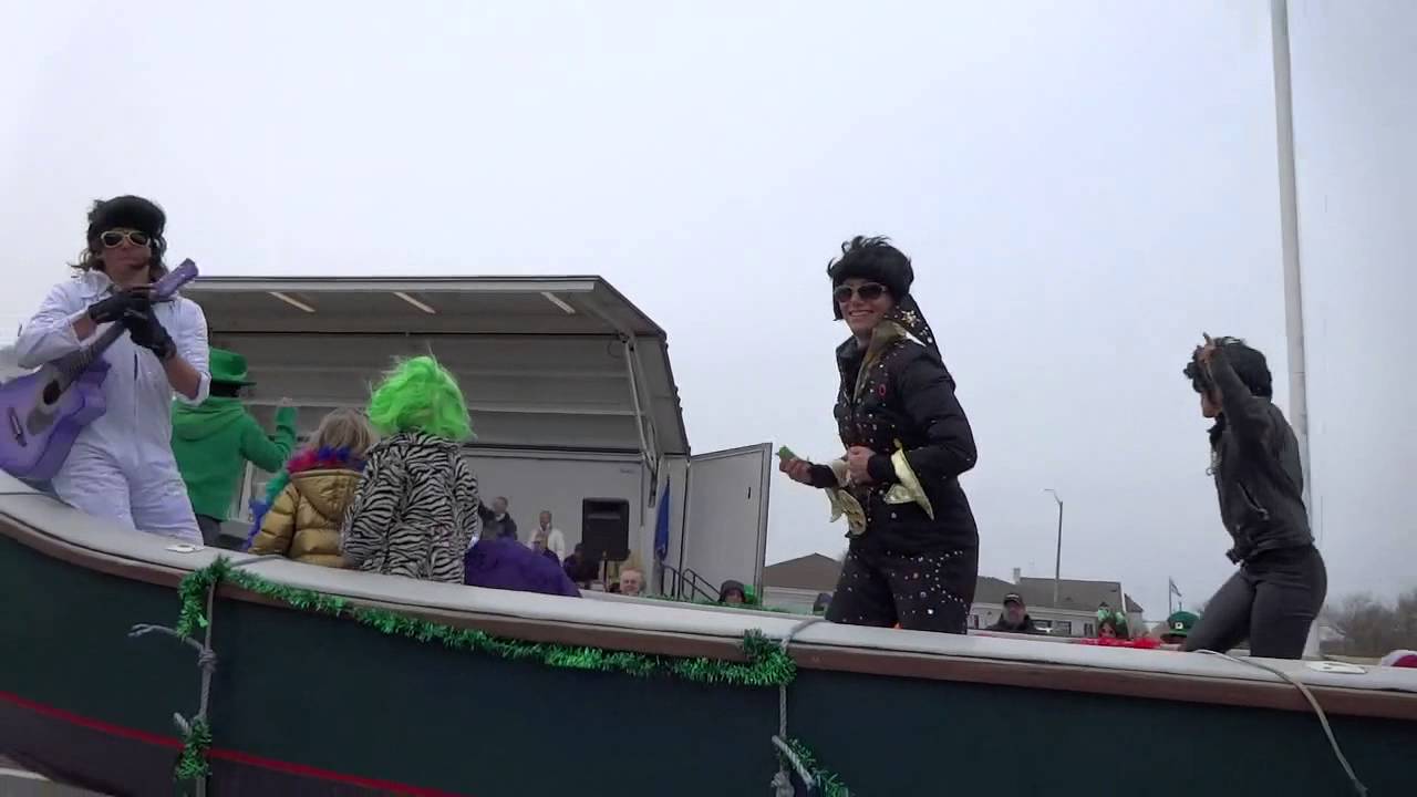 Montauk st Patricks Parade 2014 Elvis float - YouTube