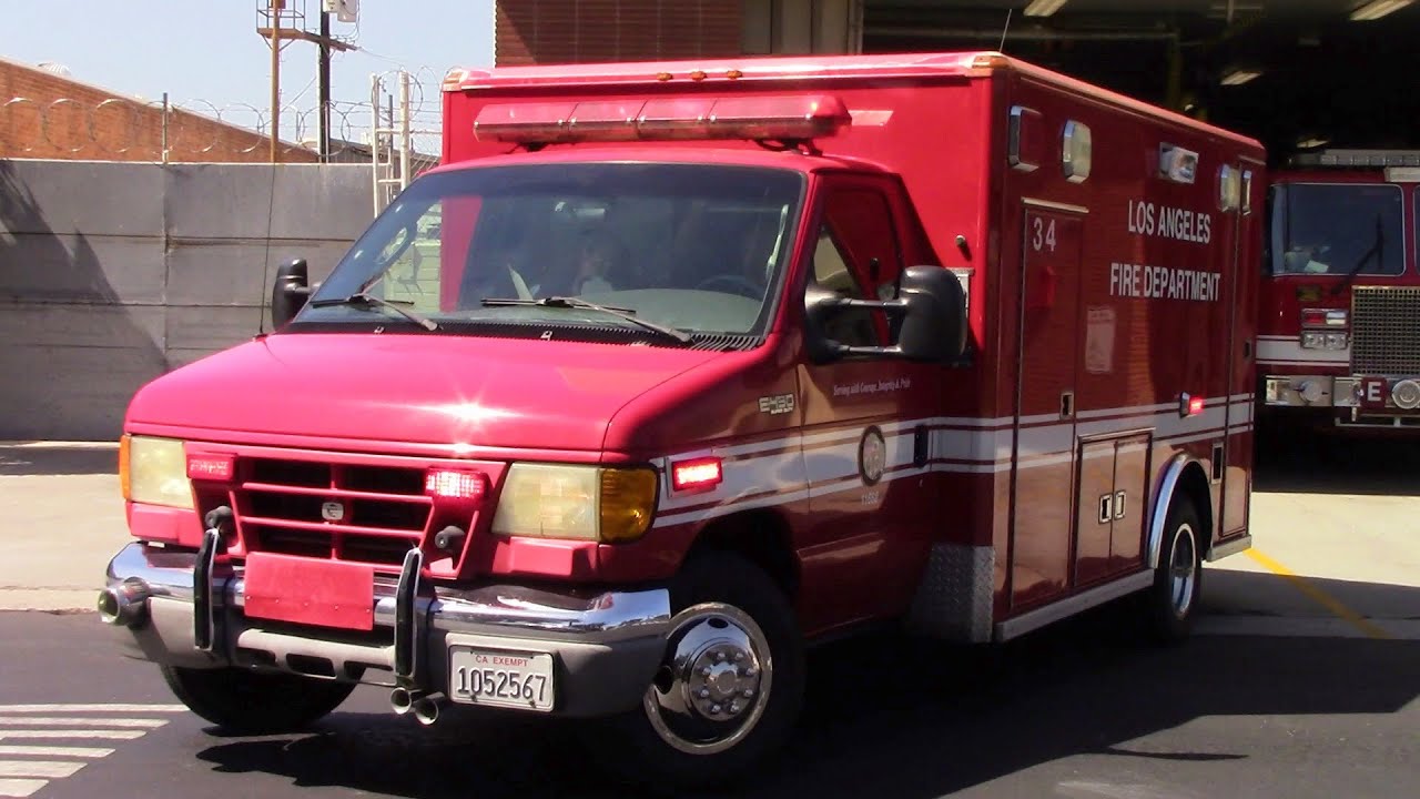 LAFD Rescue 34 Responding - YouTube
