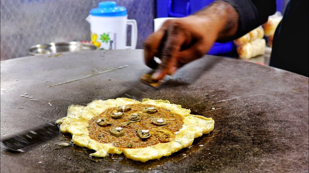 Road Side Simple But Tasty Omelette Dishes | Food Truck Cooking Skill ...