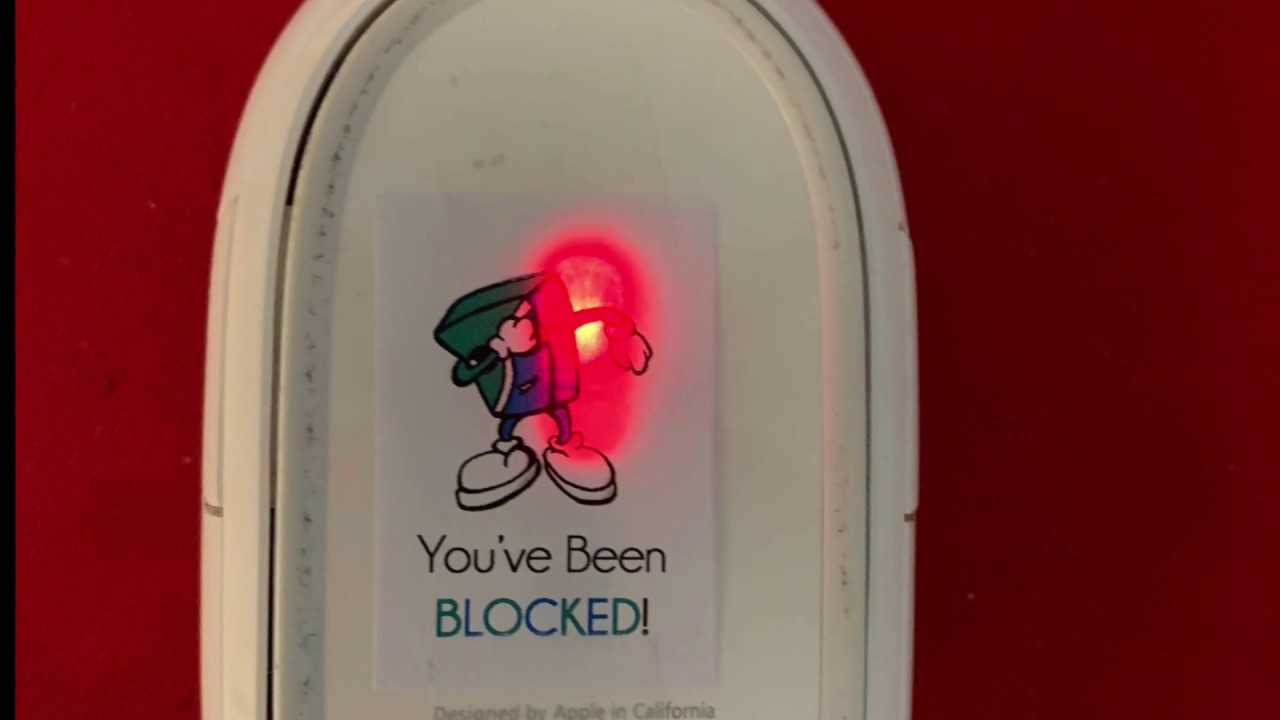 Editor-in-Chief 'blocks' fellow editors - YouTube