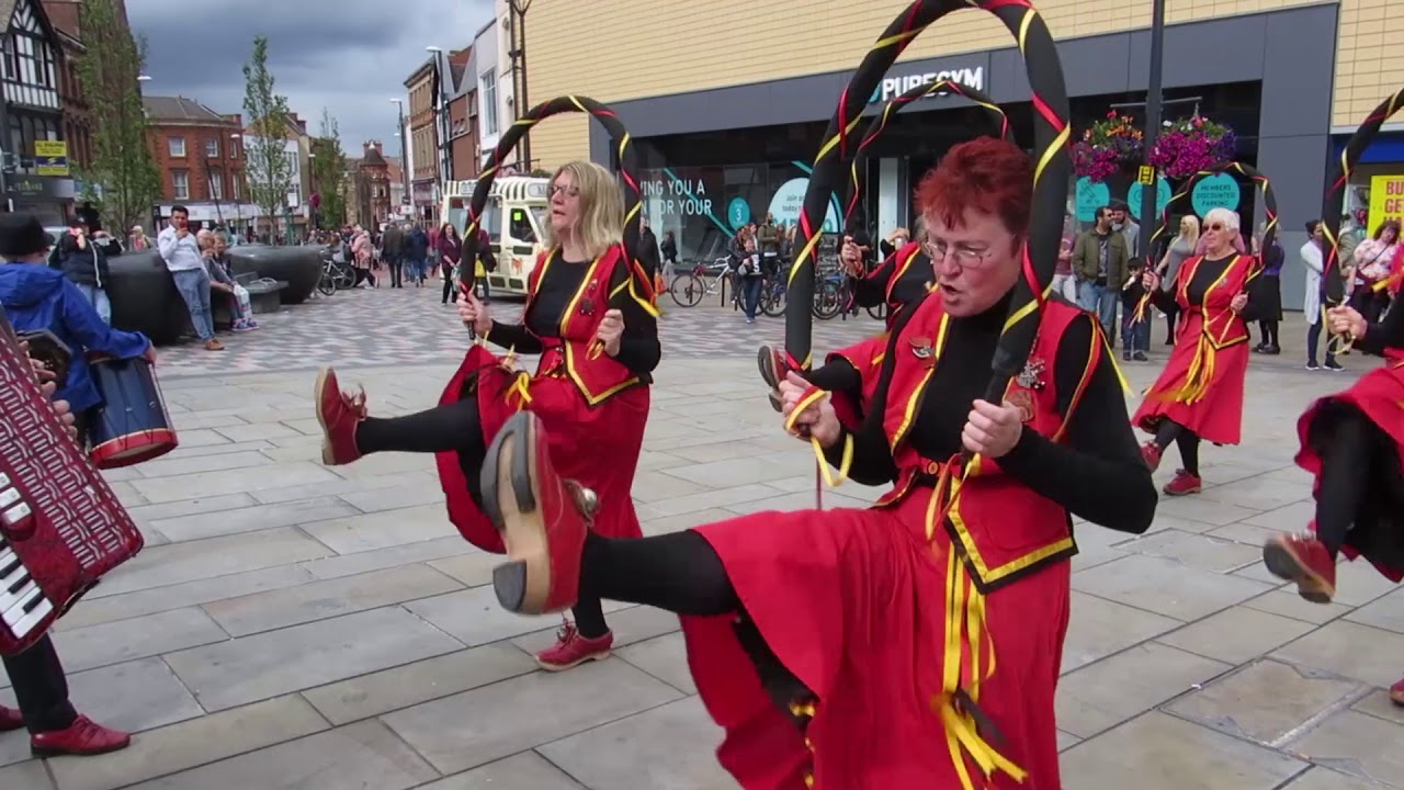 Three Spires Morris At Ripley Morris 90th Birthday - YouTube