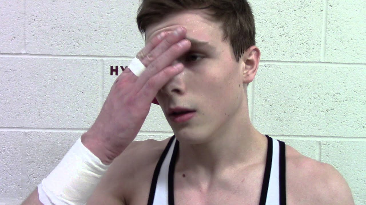 Jack Koethe battles back for third - YouTube