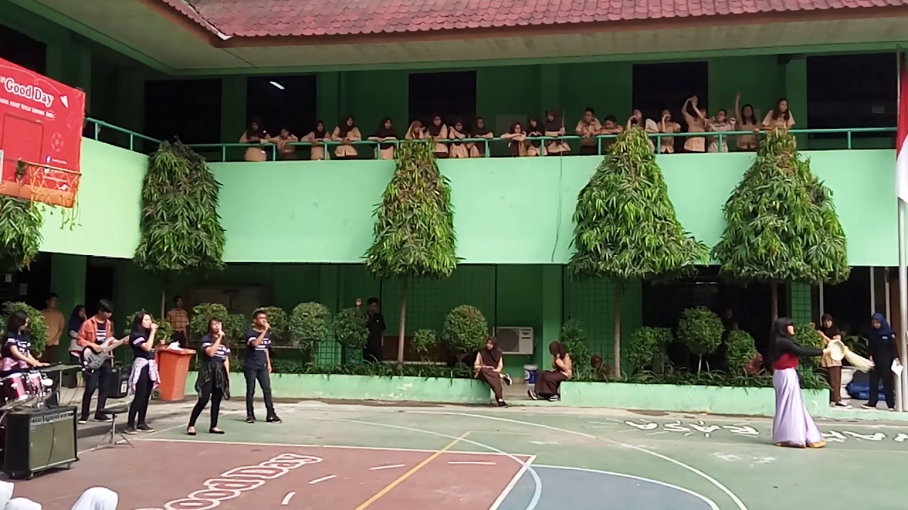 Demo ekskul rohkris smkn 42 2017 - YouTube