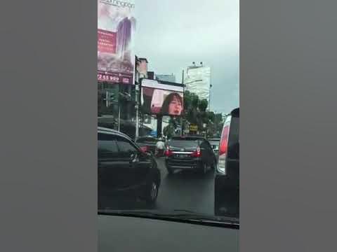 HEBOH PAPAN REKLAME JAKARTA MENAMPILKAN VIDEO BOKEP || JAKARTA BILLBOARD SHOW VIDEO PORN - YouTube