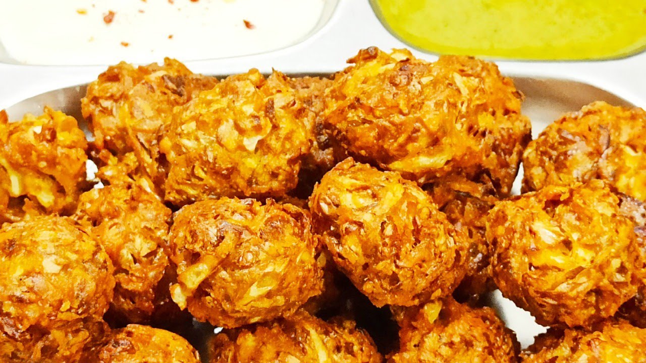 १०मिनट में बनाए क्रिस्पी कैब्बेज बोंडा और इंस्टैंट मुमफली की चटनी ...