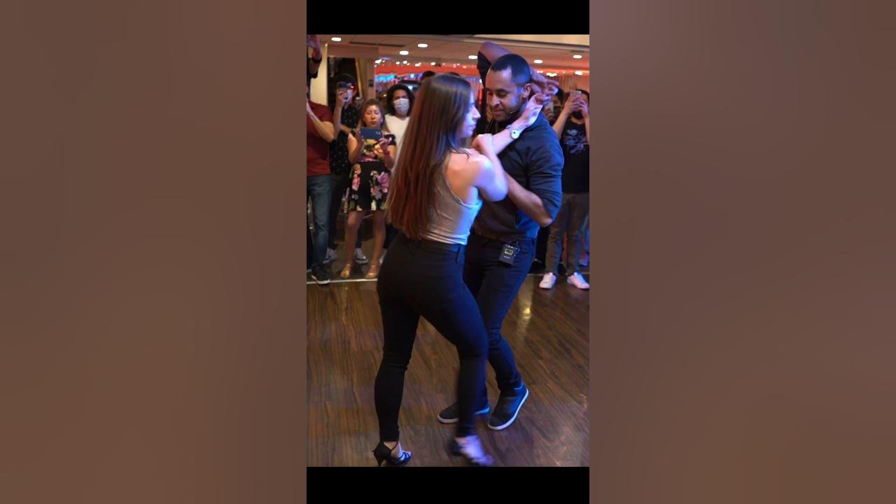 Intermediate Bachata Class Demo - Demetrio & Nicole - Bachata Dance Academy #bachata # ...