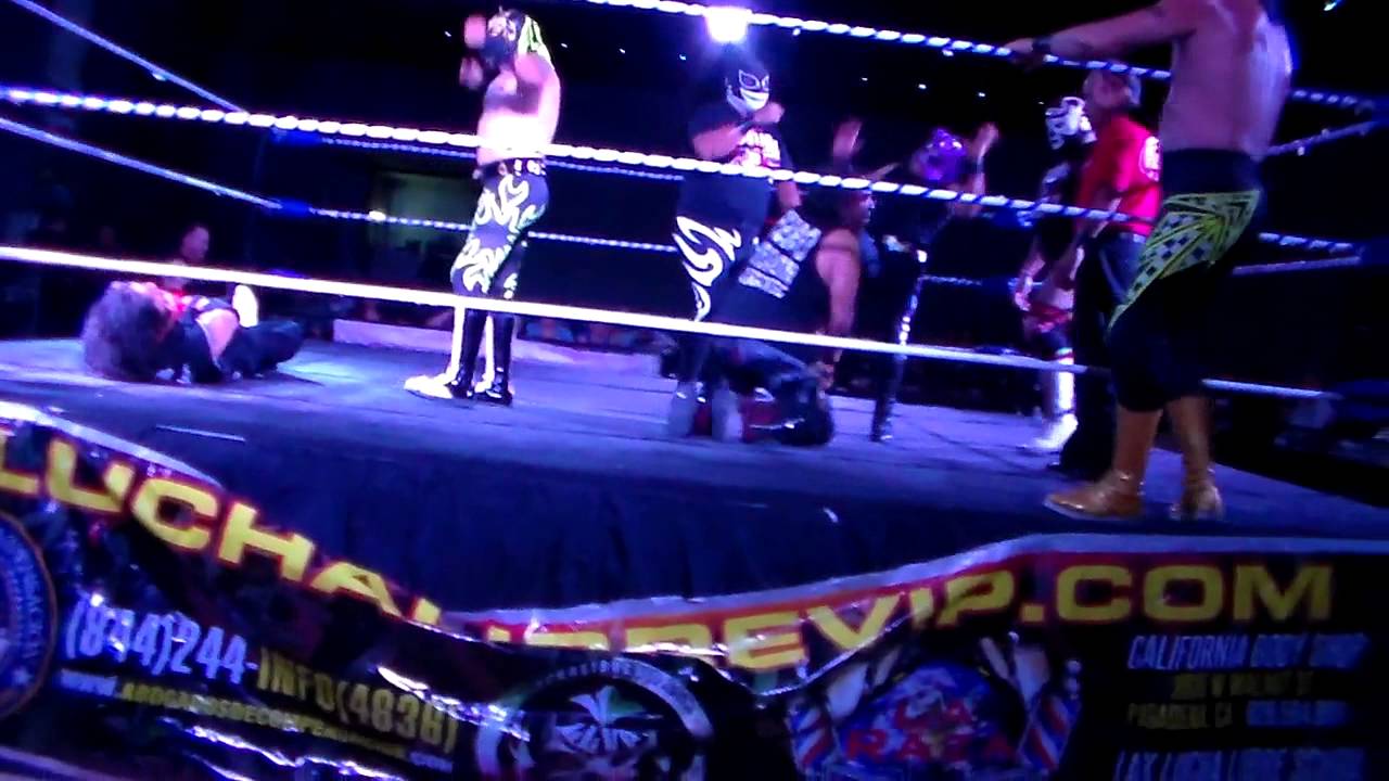 LUCHA LIBRE VIP 10-11-15 MATCH 6 PT2 - YouTube