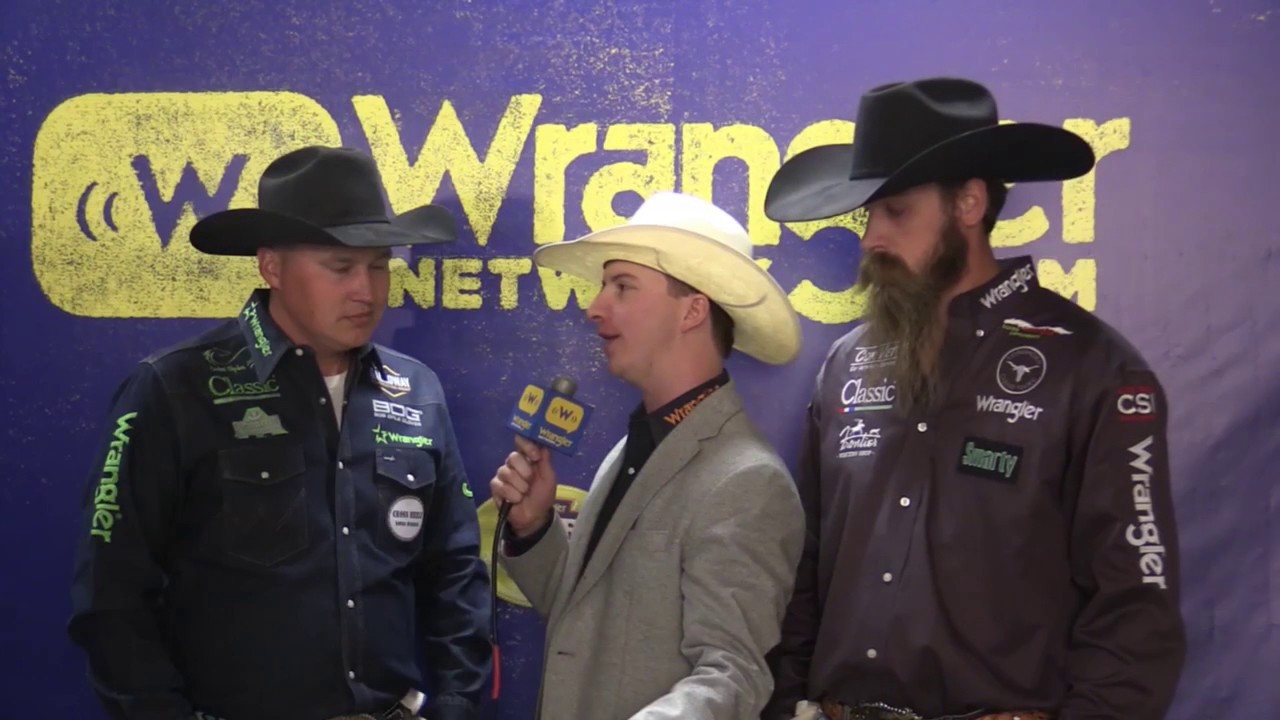Levi Simpson and Jeremy Buhler win Round 1 of the 2016 WNFR - YouTube