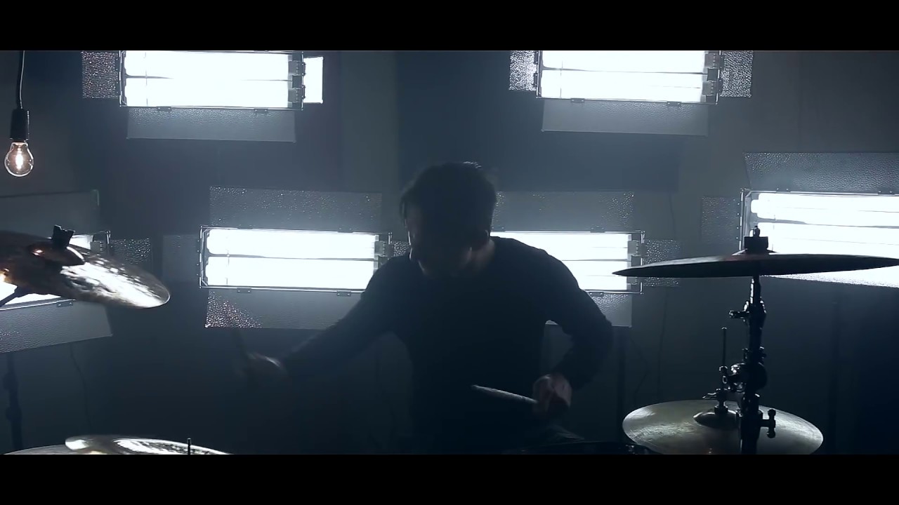 MG & THE JUGGERNAUT: 怪獣 (KAIJU) - OFFICIAL MUSIC VIDEO - YouTube